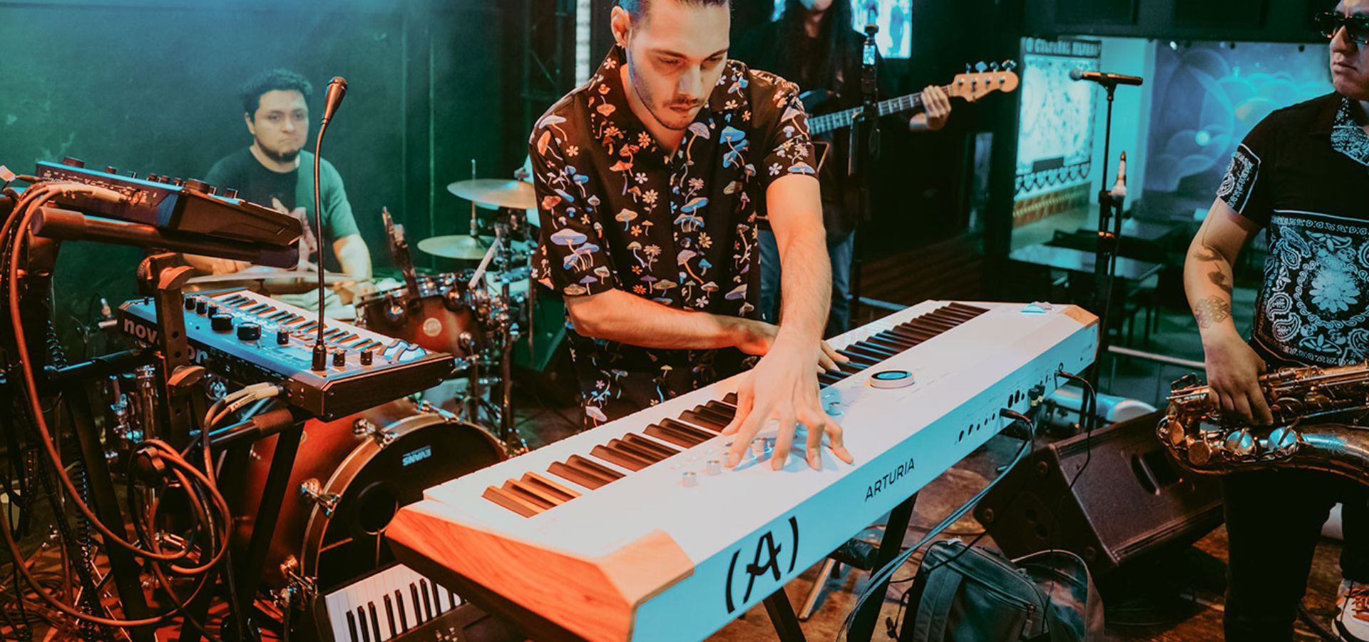 DJ, Studio, Hifi, Audio & Video Equipment - Music Store - Soundium